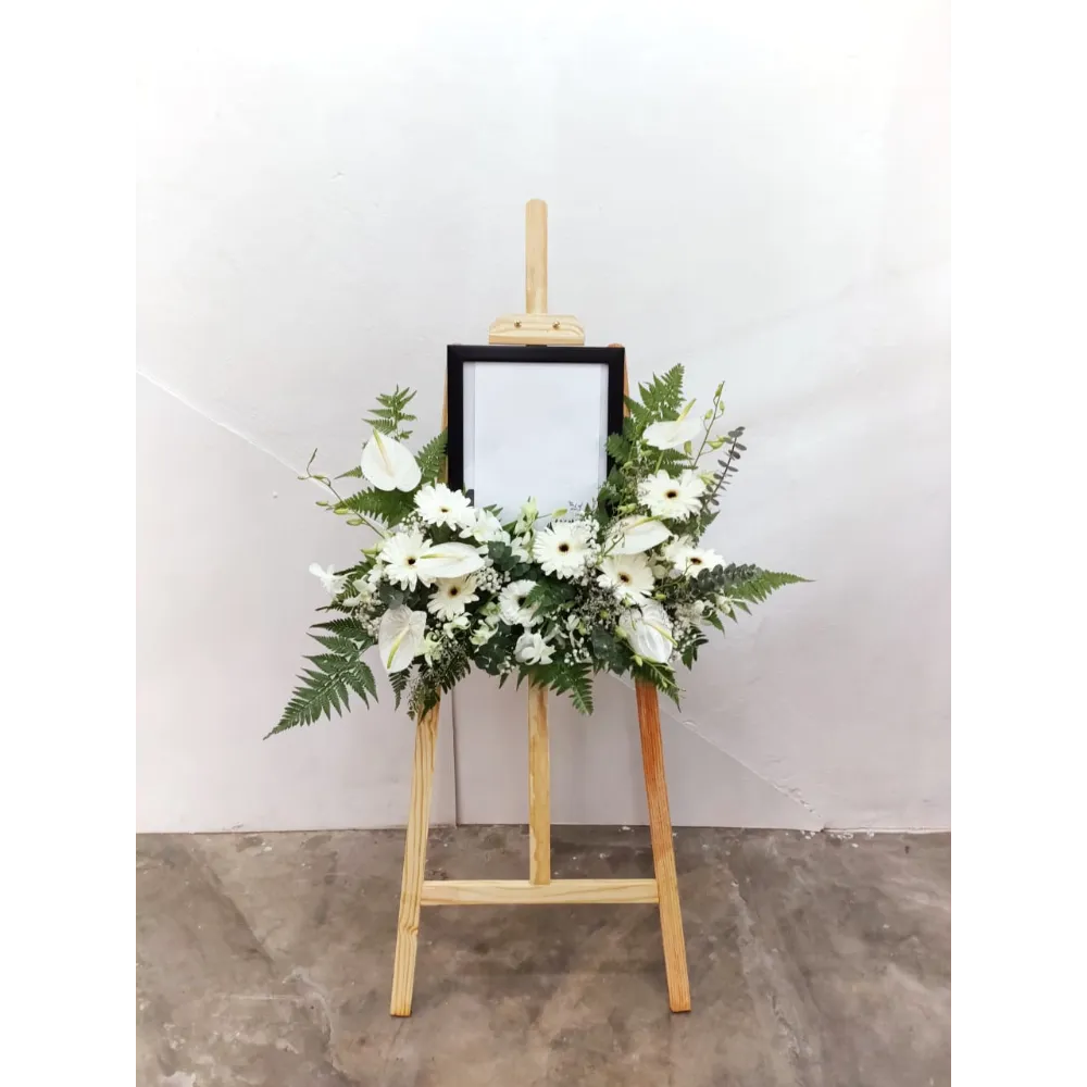 In Loving Memory Photo Wreath - Alice Florist Melaka